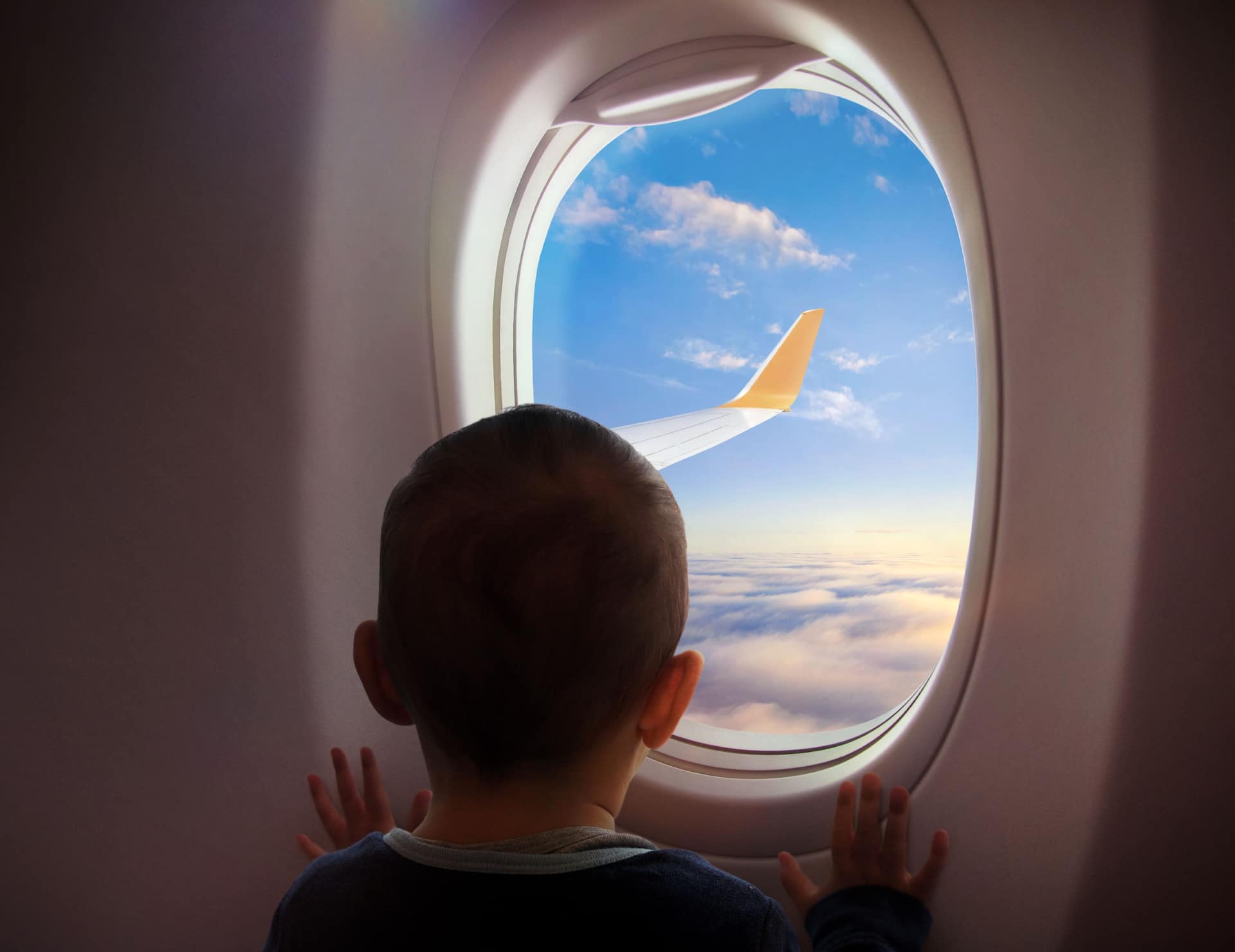 Unaccompanied minors onboard | Etihad Airways