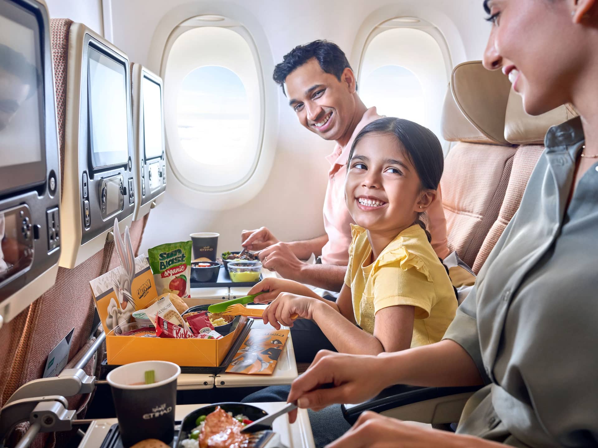 Unaccompanied minors onboard | Etihad Airways