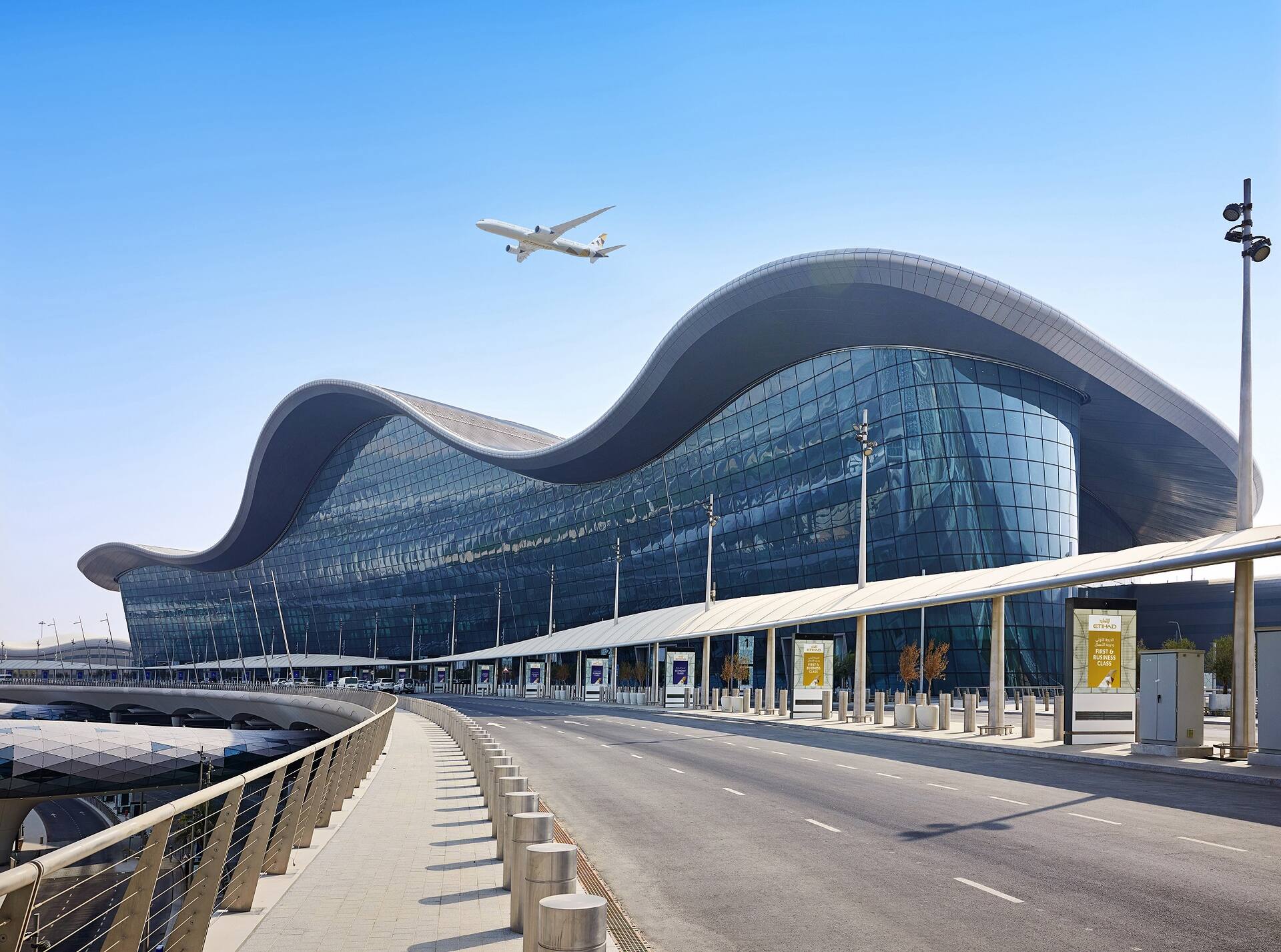 Chauffeur Services Airports Transfers In Dubai Emirates Limo Chauffeur Services Airports Transfers In Dubai Emirates Limo